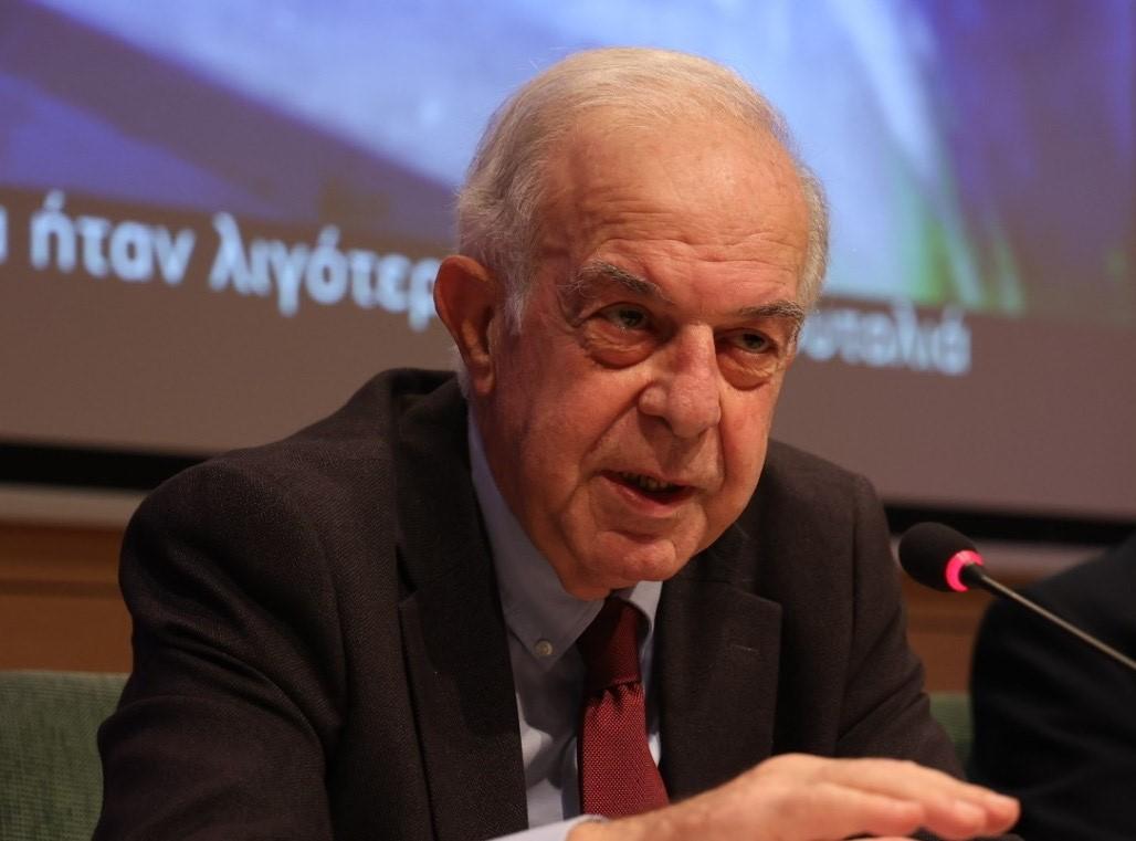 Συνέντευξη του δημάρχου Ηρακλείου στο e-ota: Μέσα σε δύσκολες συνθήκες ...