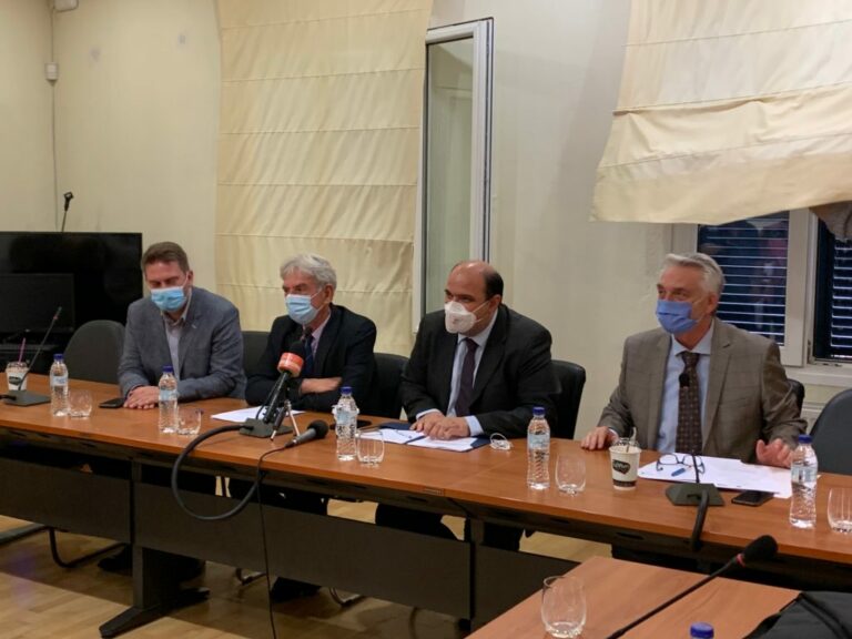 Συμφωνία τριών δικτύων Δήμων για δράσεις και έργα θωράκισης από τις ...