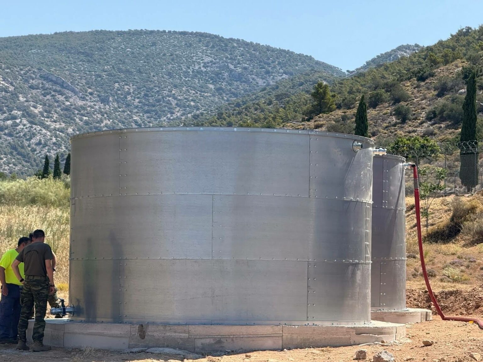 Γλυφάδα: Τρεις νέες δεξαμενές νερού στον Υμηττό